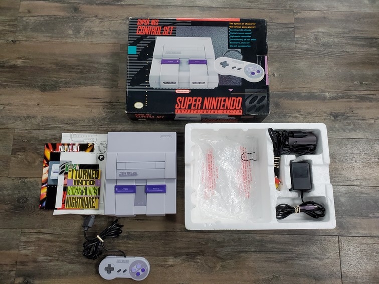 Super Nintendo SNES Control Set (Model SNS-001 (CIB)